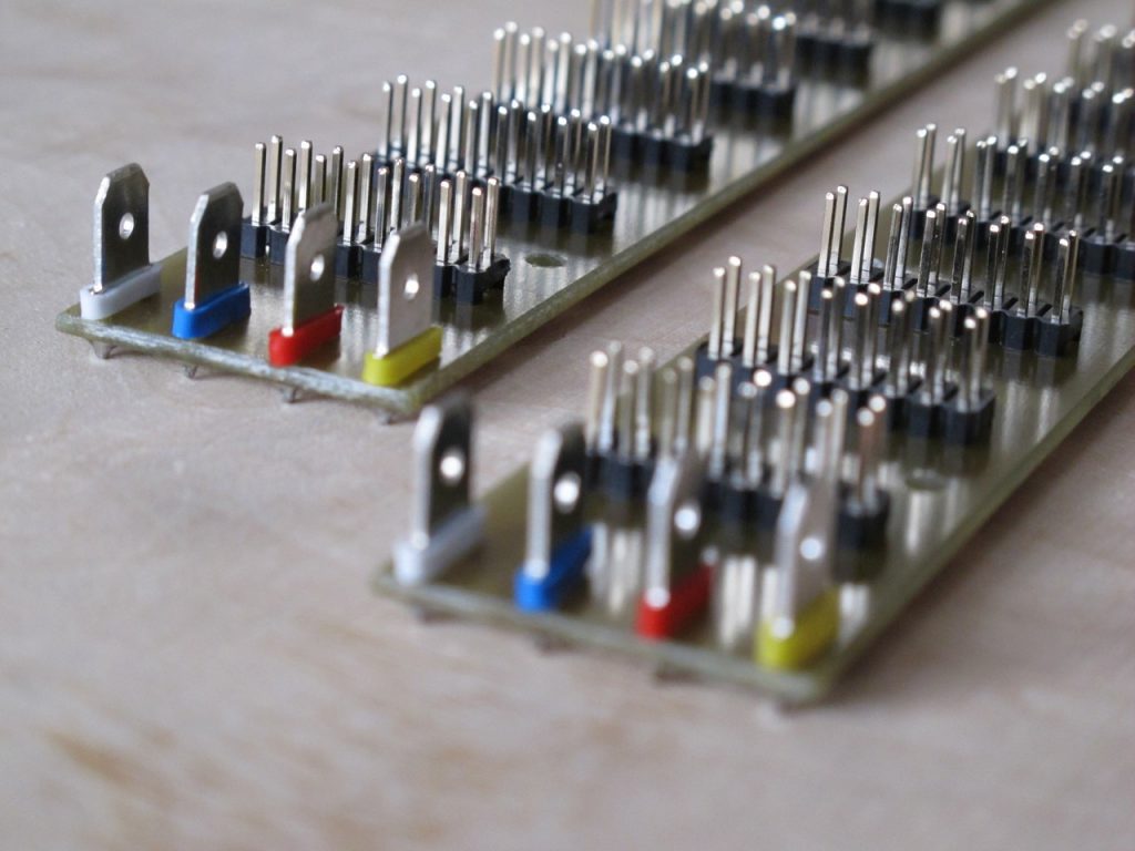 Modular synth busboards - SyntherJack