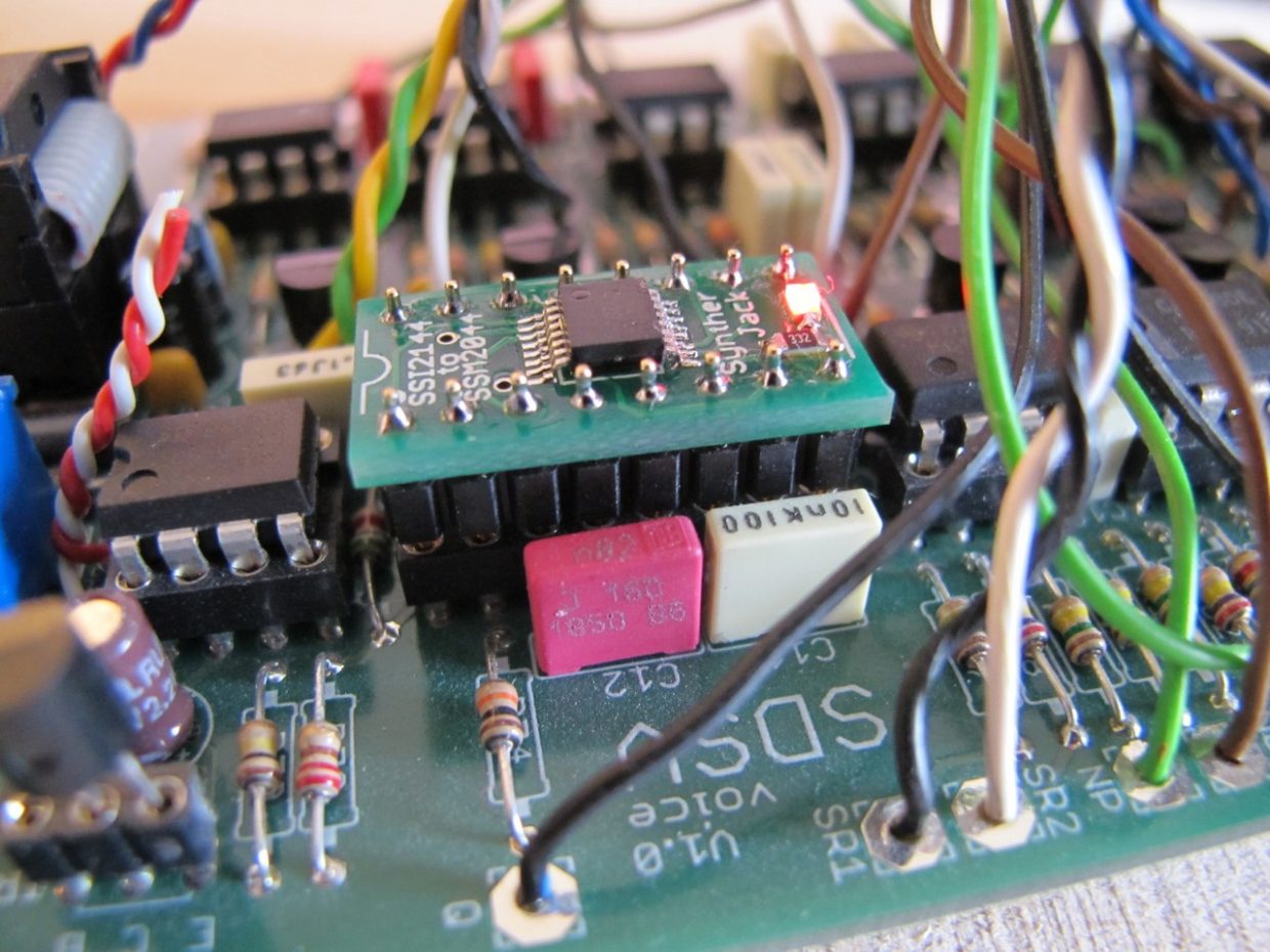SSI2144 to SSM2044 VCF converter - SyntherJack