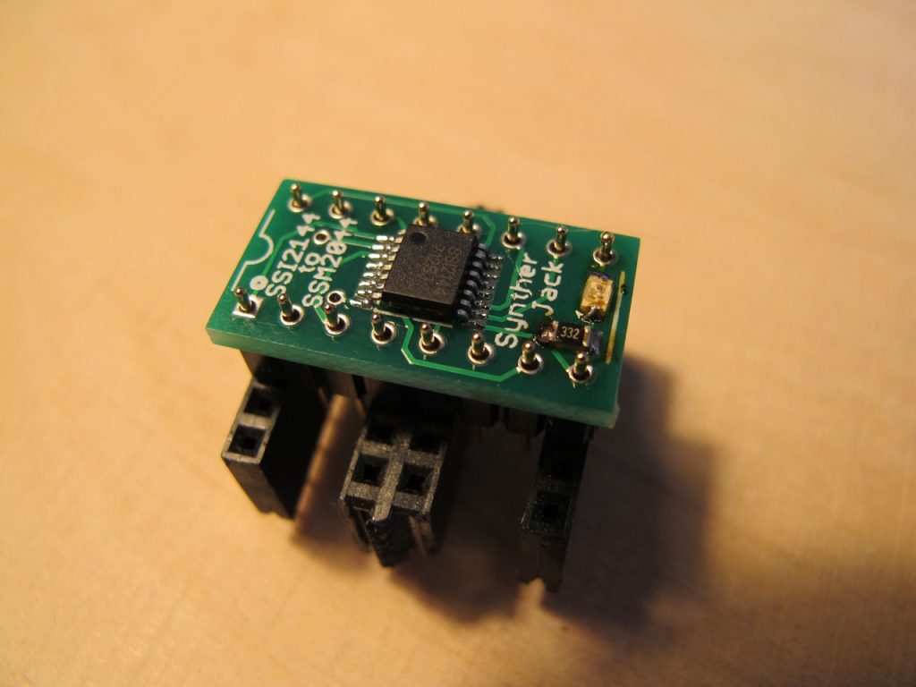 SSI2144 to SSM2044 VCF converter - SyntherJack